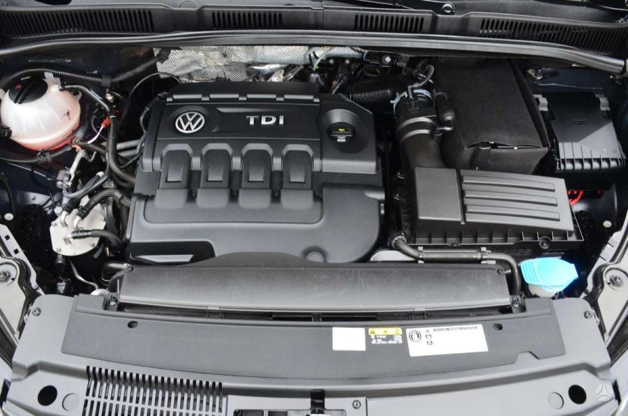 Black Volkswagen Sharan 2017 in Kaunas, with an engine capacity of 2.00 L and mileage of 259 thousand km for 11650 €, photo 14 on AUTOMOTO.COM.LV