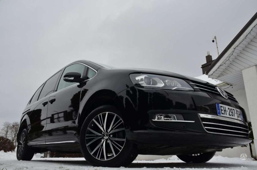 Black Volkswagen Sharan 2017 in Kaunas, with an engine capacity of 2.00 L and mileage of 259 thousand km for 11650 €, photo 30 on AUTOMOTO.COM.LV