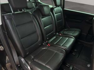 Melns Volkswagen Sharan 2017 Kauņa, ar dzinēja tilpumu 2.00 L un nobraukumu 271 tūkst. km par 12999 €, foto 10 vietnē AUTOMOTO.COM.LV