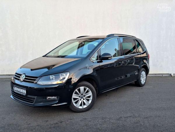 Black Volkswagen Sharan 2018 in Kaunas, with an engine capacity of 1.40 L and mileage of 73 thousand km for 23265 €, photo 8 on AUTOMOTO.COM.LV
