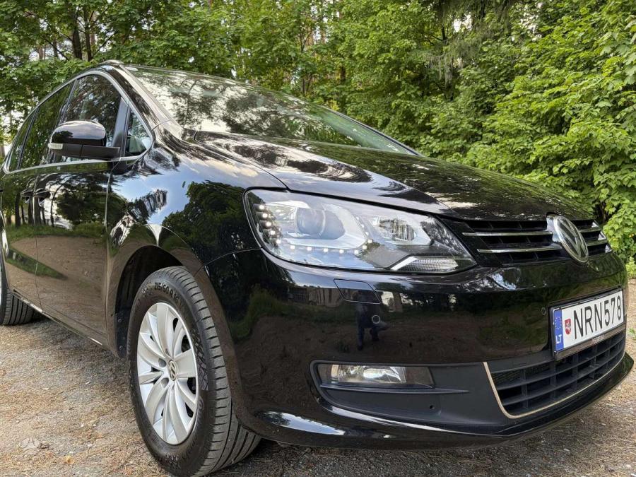 Melns Volkswagen Sharan 2018 Utena, ar dzinēja tilpumu 1.97 L un nobraukumu 294 tūkst. km par 11700 €, foto 5 vietnē AUTOMOTO.COM.LV