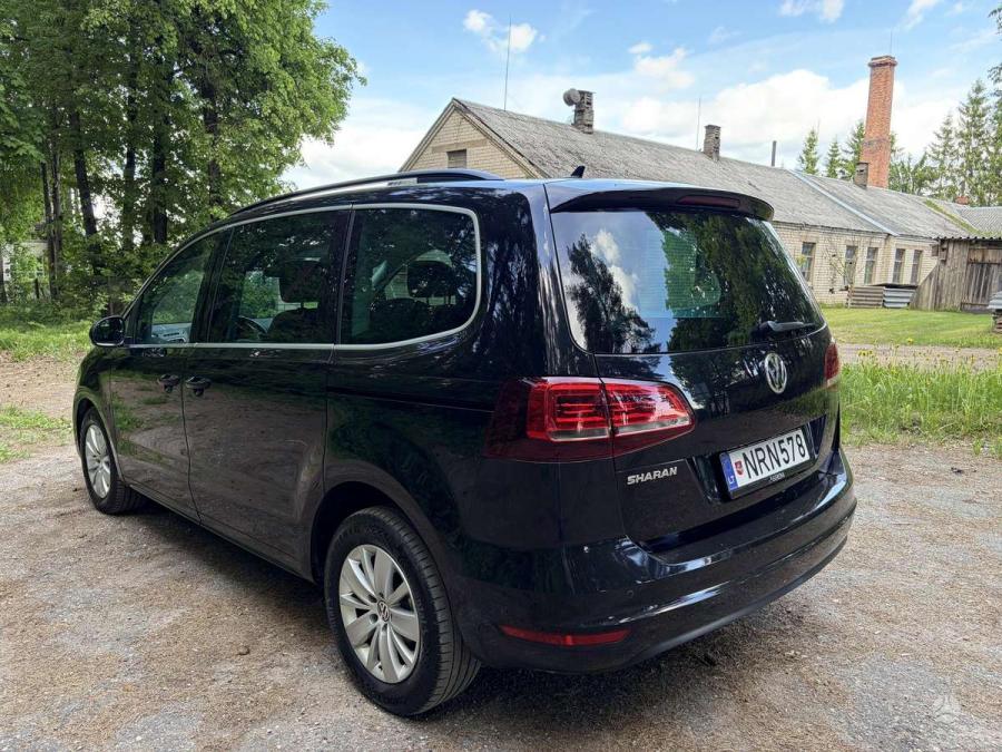 Melns Volkswagen Sharan 2018 Utena, ar dzinēja tilpumu 1.97 L un nobraukumu 294 tūkst. km par 11700 €, foto 10 vietnē AUTOMOTO.COM.LV