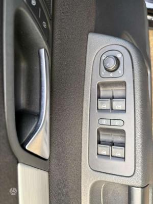 Melns Volkswagen Sharan 2018 Utena, ar dzinēja tilpumu 1.97 L un nobraukumu 294 tūkst. km par 11700 €, foto 22 vietnē AUTOMOTO.COM.LV