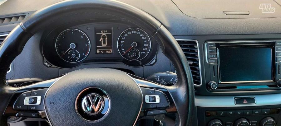 Melns Volkswagen Sharan 2019 Kauņa, ar dzinēja tilpumu 2.00 L un nobraukumu 39 tūkst. km par 30424 €, foto 12 vietnē AUTOMOTO.COM.LV