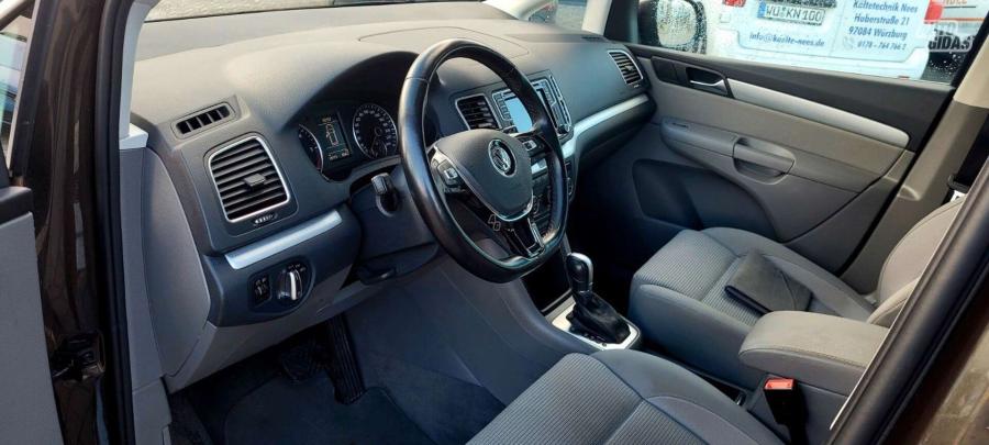 Melns Volkswagen Sharan 2019 Kauņa, ar dzinēja tilpumu 2.00 L un nobraukumu 39 tūkst. km par 30424 €, foto 14 vietnē AUTOMOTO.COM.LV