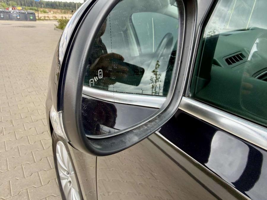 Black Volkswagen Sharan 2019 in Vilnius, with an engine capacity of 1.97 L and mileage of 299 thousand km for 10899 €, photo 24 on AUTOMOTO.COM.LV