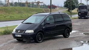 Black Volkswagen Sharan 2001 in Vilnius, with an engine capacity of 2.80 L and mileage of 350 thousand km for 850 €, photo  on AUTOMOTO.COM.LV