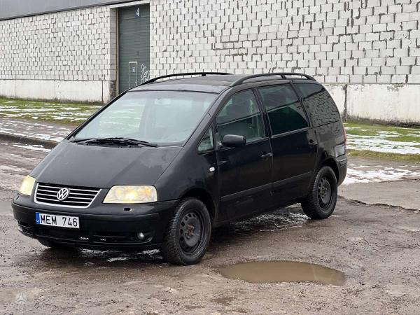 Черный Фольксваген Шаран 2001 в Вильнюс, объемом двигателя 2.80 л и пробегом 350 тыс. км за 850 €, фото 6 на AUTOMOTO.COM.LV