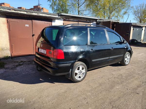 Черный Фольксваген Шаран 2002 в Нарва, объемом двигателя 1.90 л и пробегом 296 тыс. км за 3000 €, фото 3 на AUTOMOTO.COM.LV