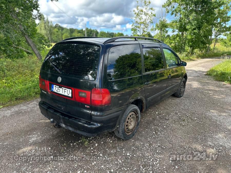 Черный Фольксваген Шаран 2002 в Курессааре, объемом двигателя 1.90 л и пробегом 400 тыс. км за 595 €, фото 4 на AUTOMOTO.COM.LV