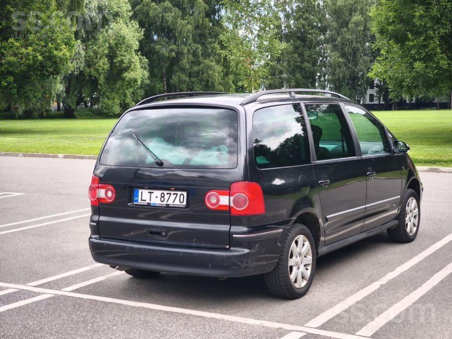 Melns Volkswagen Sharan 2006 Rīga, ar dzinēja tilpumu 1.90 L un nobraukumu 289 tūkst. km par 1400 €, foto 4 vietnē AUTOMOTO.COM.LV