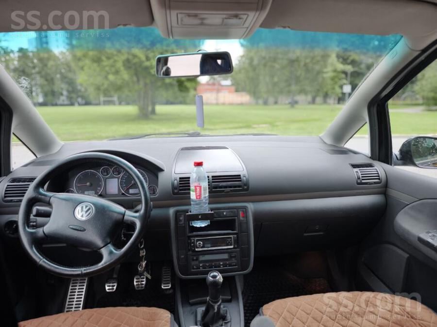 Melns Volkswagen Sharan 2006 Rīga, ar dzinēja tilpumu 1.90 L un nobraukumu 289 tūkst. km par 1400 €, foto 7 vietnē AUTOMOTO.COM.LV