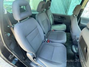 Melns Volkswagen Sharan 2008 Tartu, ar dzinēja tilpumu 2.00 L un nobraukumu 432 tūkst. km par 2790 €, foto 10 vietnē AUTOMOTO.COM.LV