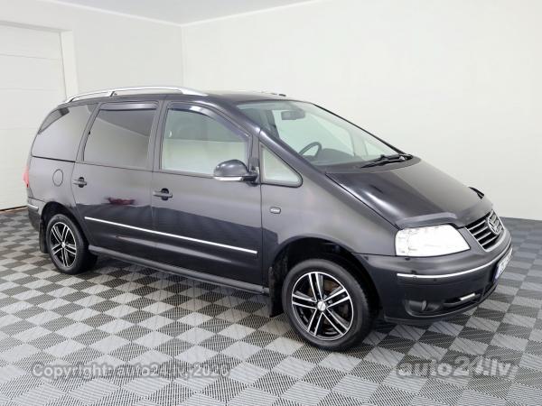 Melns Volkswagen Sharan 2008 Tallina, ar dzinēja tilpumu 2.00 L un nobraukumu 284 tūkst. km par 1499 €, foto 1 vietnē AUTOMOTO.COM.LV