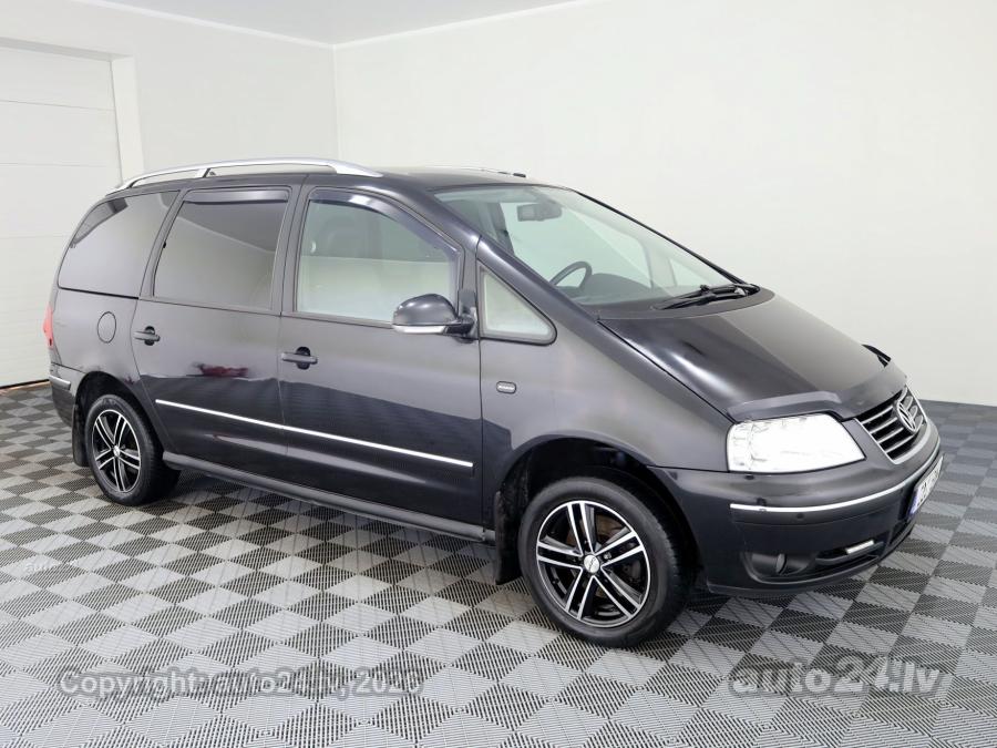 Melns Volkswagen Sharan 2008 Tallina, ar dzinēja tilpumu 2.00 L un nobraukumu 284 tūkst. km par 1499 €, foto 1 vietnē AUTOMOTO.COM.LV