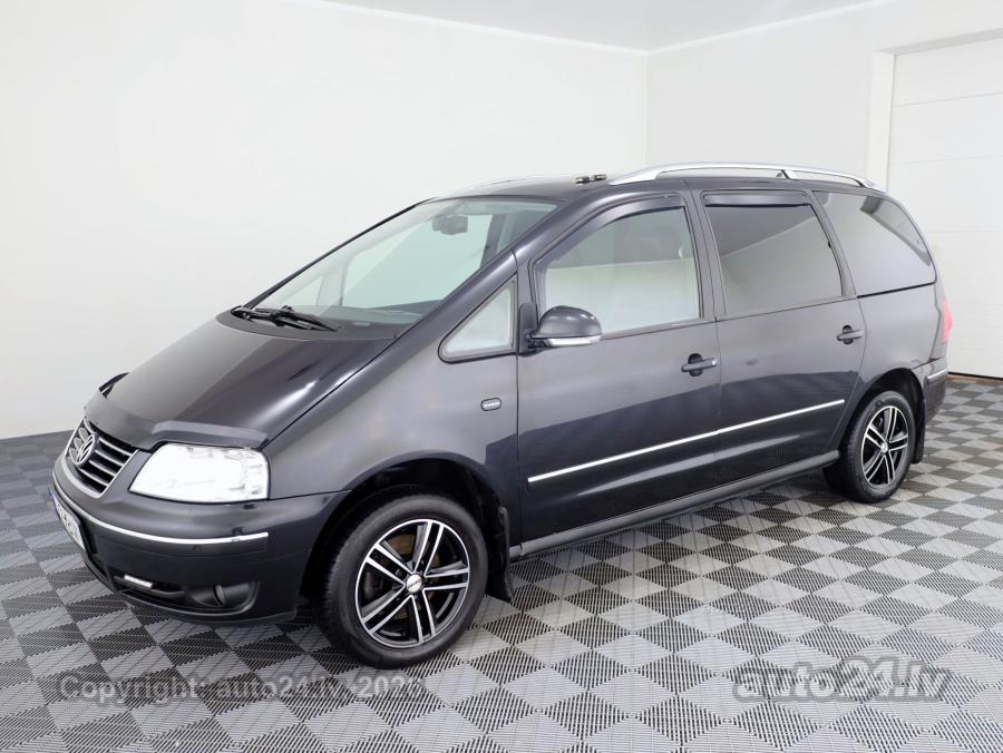 Melns Volkswagen Sharan 2008 Tallina, ar dzinēja tilpumu 2.00 L un nobraukumu 284 tūkst. km par 1499 €, foto 3 vietnē AUTOMOTO.COM.LV