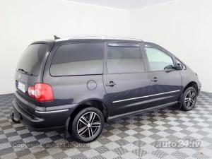 Melns Volkswagen Sharan 2008 Tallina, ar dzinēja tilpumu 2.00 L un nobraukumu 284 tūkst. km par 1499 €, foto 4 vietnē AUTOMOTO.COM.LV