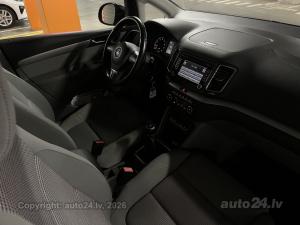 Melns Volkswagen Sharan 2010 Tartu, ar dzinēja tilpumu 1.40 L un nobraukumu 239 tūkst. km par 4990 €, foto 13 vietnē AUTOMOTO.COM.LV