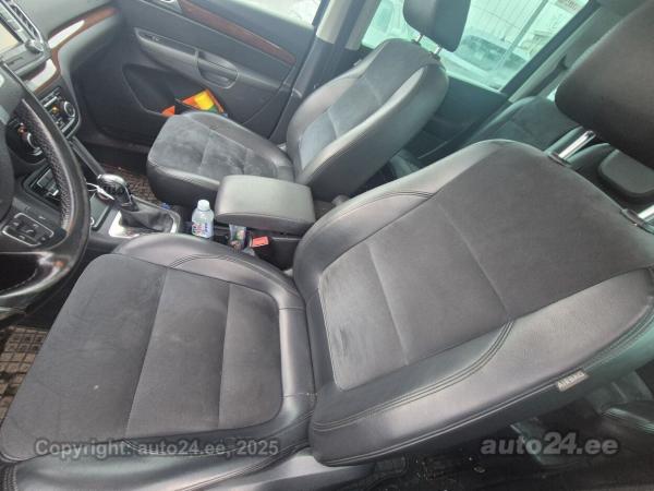 Melns Volkswagen Sharan 2011 Tallina, ar dzinēja tilpumu 2.00 L un nobraukumu 260 tūkst. km par 10000 €, foto 11 vietnē AUTOMOTO.COM.LV