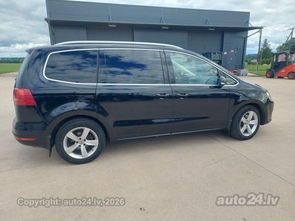 Black Volkswagen Sharan 2011 in Tallinn, with an engine capacity of 2.00 L and mileage of 0 thousand km for 6999 €, photo 1 on AUTOMOTO.COM.LV