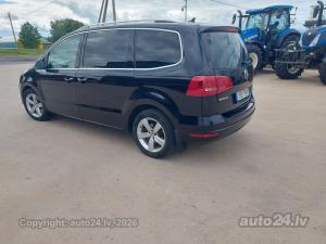 Black Volkswagen Sharan 2011 in Tallinn, with an engine capacity of 2.00 L and mileage of 0 thousand km for 6999 €, photo 5 on AUTOMOTO.COM.LV
