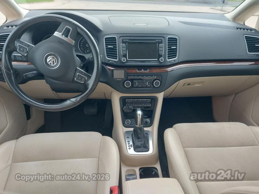 Black Volkswagen Sharan 2011 in Tallinn, with an engine capacity of 2.00 L and mileage of 0 thousand km for 6999 €, photo 11 on AUTOMOTO.COM.LV