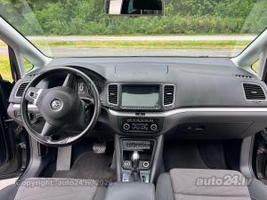 Melns Volkswagen Sharan 2011 Tallina, ar dzinēja tilpumu 2.00 L un nobraukumu 307 tūkst. km par 6500 €, foto 8 vietnē AUTOMOTO.COM.LV