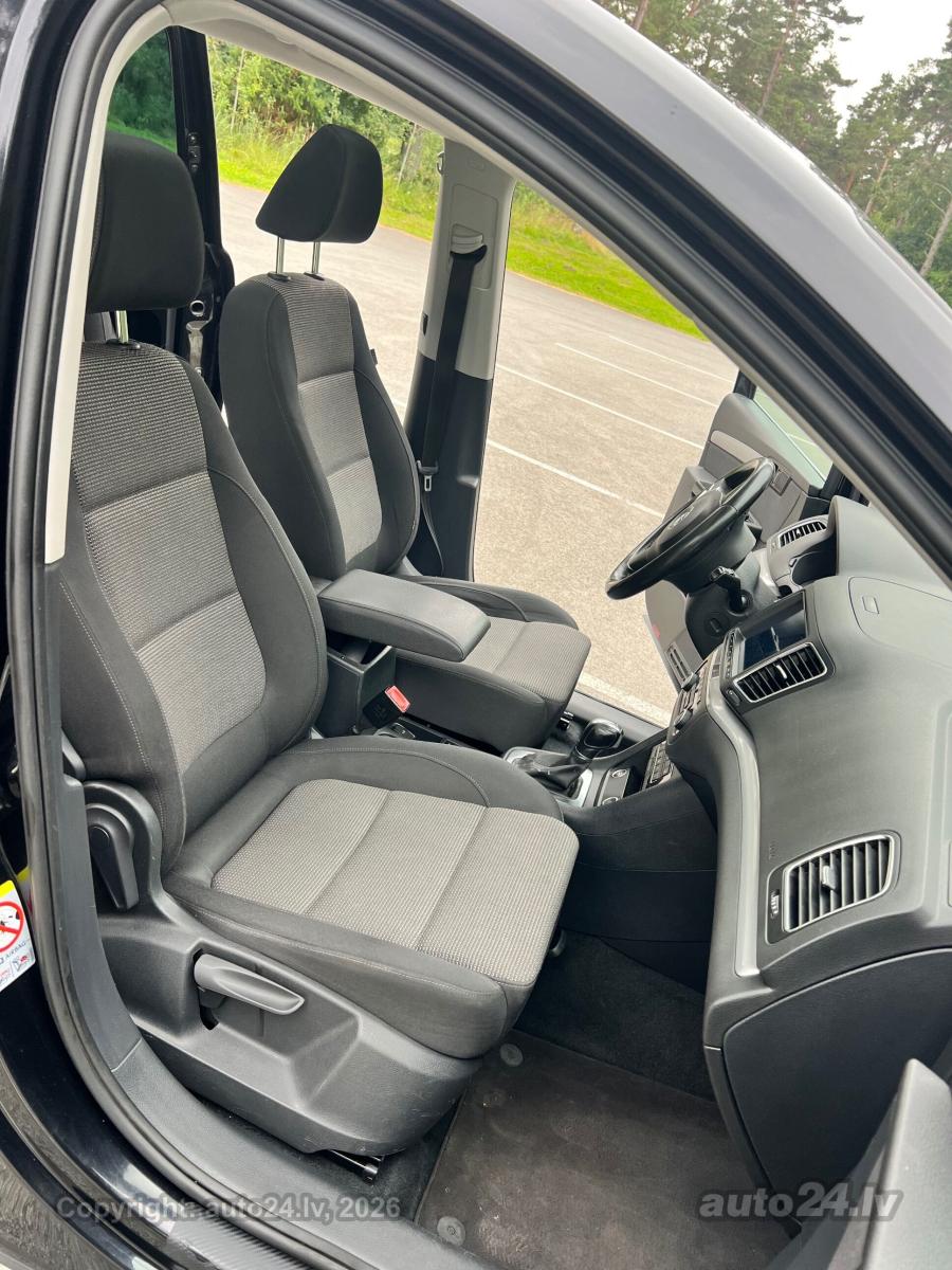 Melns Volkswagen Sharan 2011 Tallina, ar dzinēja tilpumu 2.00 L un nobraukumu 307 tūkst. km par 6500 €, foto 9 vietnē AUTOMOTO.COM.LV