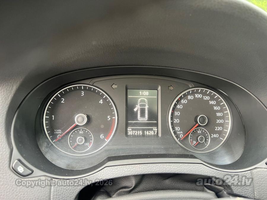 Melns Volkswagen Sharan 2011 Tallina, ar dzinēja tilpumu 2.00 L un nobraukumu 307 tūkst. km par 6500 €, foto 14 vietnē AUTOMOTO.COM.LV