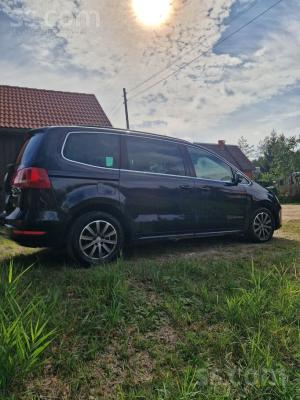 Melns Volkswagen Sharan 2011 Rīga, ar dzinēja tilpumu 2.00 L un nobraukumu 400 tūkst. km par 4500 €, foto 5 vietnē AUTOMOTO.COM.LV