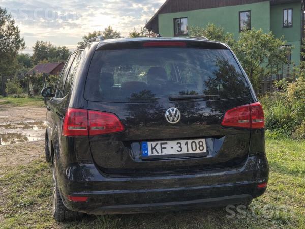 Melns Volkswagen Sharan 2011 Rīga, ar dzinēja tilpumu 2.00 L un nobraukumu 0 tūkst. km par 3900 €, foto 4 vietnē AUTOMOTO.COM.LV
