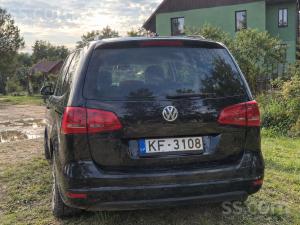 Black Volkswagen Sharan 2011 in Riga, with an engine capacity of 2.00 L and mileage of 0 thousand km for 3900 €, photo 4 on AUTOMOTO.COM.LV