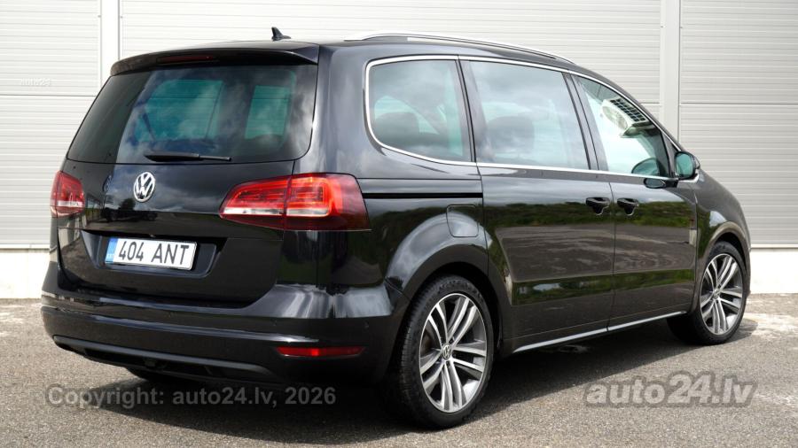 Black Volkswagen Sharan 2017 in Tartu, with an engine capacity of 2.00 L and mileage of 245 thousand km for 14999 €, photo 5 on AUTOMOTO.COM.LV