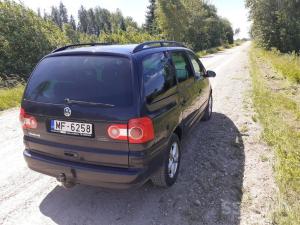 Zils Volkswagen Sharan 2008 Cēsis, ar dzinēja tilpumu 2.00 L un nobraukumu 370 tūkst. km par 3100 €, foto 6 vietnē AUTOMOTO.COM.LV