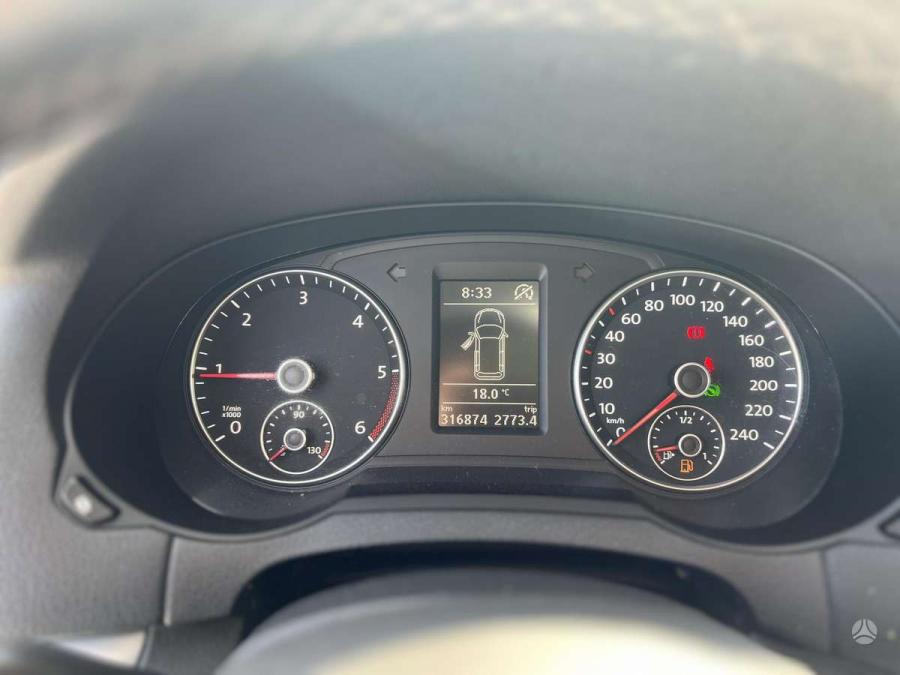 Blue Volkswagen Sharan 2011 in Utena, with an engine capacity of 2.00 L and mileage of 316 thousand km for 6850 €, photo 13 on AUTOMOTO.COM.LV