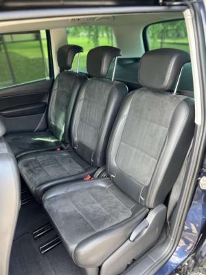 Blue Volkswagen Sharan 2011 in Utena, with an engine capacity of 2.00 L and mileage of 316 thousand km for 6850 €, photo 22 on AUTOMOTO.COM.LV