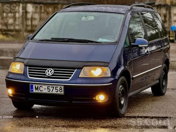 Blue Volkswagen Sharan 2005 in Riga, with an engine capacity of 1.90 L and mileage of 0 thousand km for 2450 €, photo 2 on AUTOMOTO.COM.LV