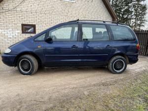 Zils Volkswagen Sharan 1996 Jelgava, ar dzinēja tilpumu 1.90 L un nobraukumu 410 tūkst. km par 1200 €, foto 3 vietnē AUTOMOTO.COM.LV