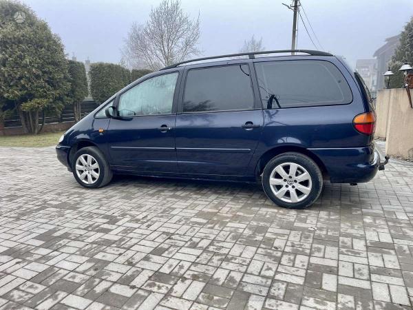 Zils Volkswagen Sharan 1997 Viļņa, ar dzinēja tilpumu 1.90 L un nobraukumu 370 tūkst. km par 1300 €, foto 8 vietnē AUTOMOTO.COM.LV