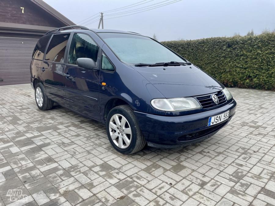 Blue Volkswagen Sharan 1997 in Vilnius, with an engine capacity of 1.90 L and mileage of 370 thousand km for 1300 €, photo 9 on AUTOMOTO.COM.LV
