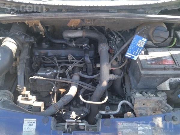 Blue Volkswagen Sharan 1998 in Daugavpils, with an engine capacity of 1.90 L and mileage of 373 thousand km for 600 €, photo 5 on AUTOMOTO.COM.LV
