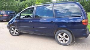 Zils Volkswagen Sharan 1998 Daugavpils, ar dzinēja tilpumu 1.90 L un nobraukumu 374 tūkst. km par 1300 €, foto 4 vietnē AUTOMOTO.COM.LV