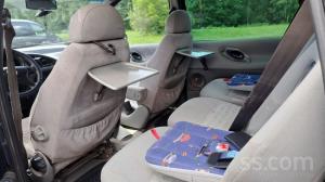 Zils Volkswagen Sharan 1998 Daugavpils, ar dzinēja tilpumu 1.90 L un nobraukumu 374 tūkst. km par 1300 €, foto 15 vietnē AUTOMOTO.COM.LV