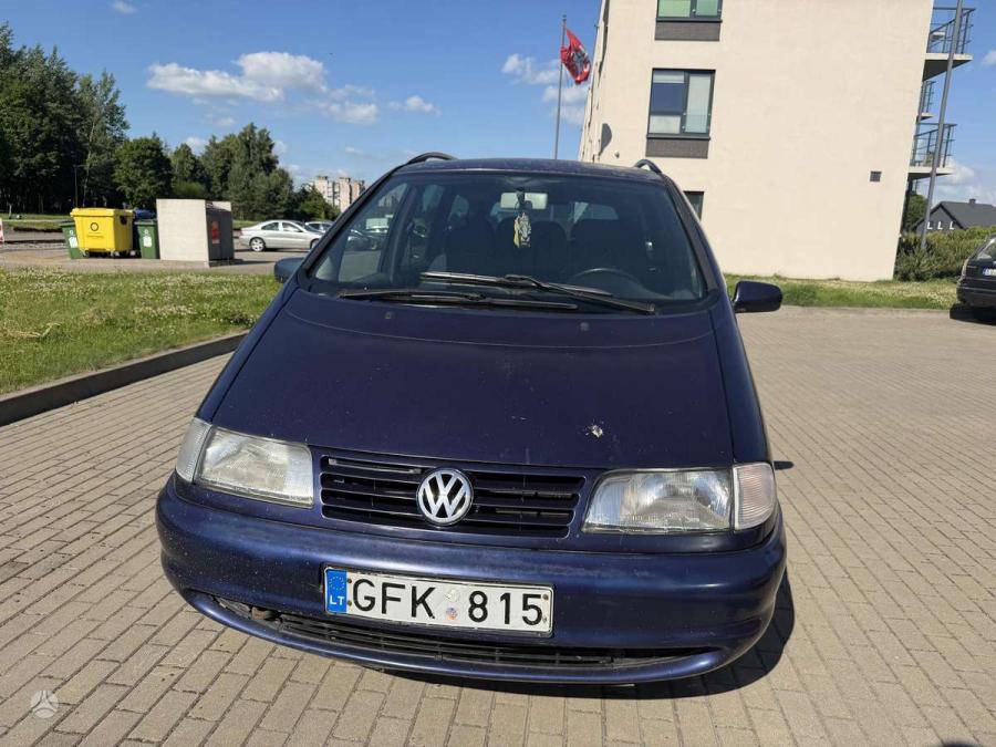 Zils Volkswagen Sharan 1999 Kauņa, ar dzinēja tilpumu 1.90 L un nobraukumu 330 tūkst. km par 470 €, foto 1 vietnē AUTOMOTO.COM.LV
