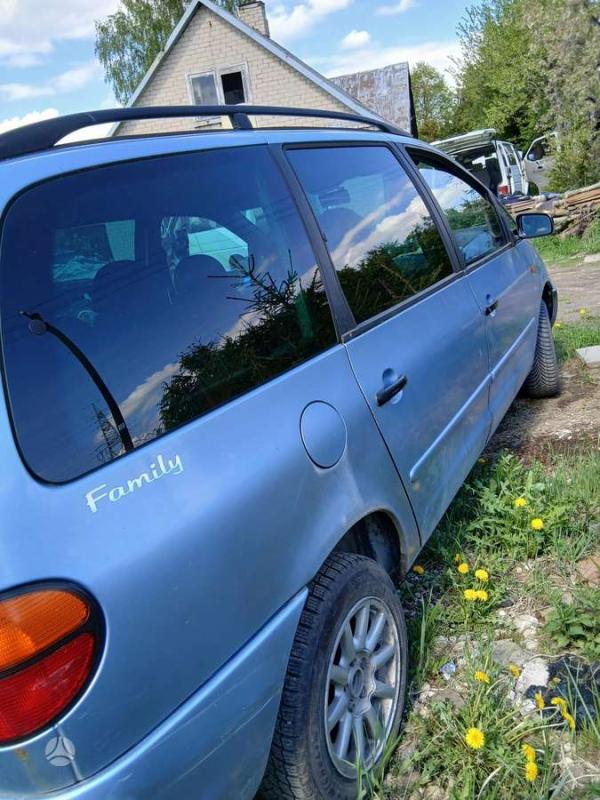 Blue Volkswagen Sharan 1999 in Kaunas, with an engine capacity of 1.90 L and mileage of 32 thousand km for 550 €, photo 2 on AUTOMOTO.COM.LV