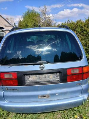 Blue Volkswagen Sharan 1999 in Kaunas, with an engine capacity of 1.90 L and mileage of 32 thousand km for 550 €, photo 4 on AUTOMOTO.COM.LV