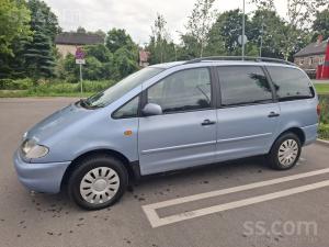 Blue Volkswagen Sharan 1999 in Riga, with an engine capacity of 1.90 L and mileage of 296 thousand km for 900 €, photo 4 on AUTOMOTO.COM.LV