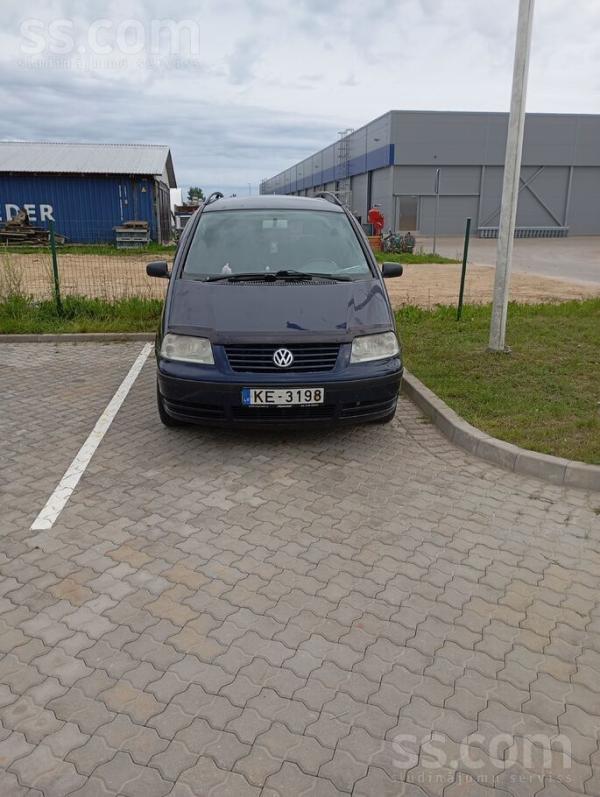 Blue Volkswagen Sharan 2001 in Riga, with an engine capacity of 2.00 L and mileage of 546 thousand km for 1550 €, photo 2 on AUTOMOTO.COM.LV