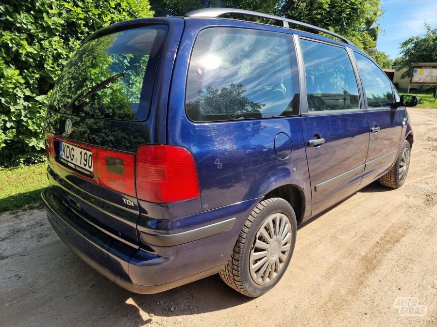 Синий Фольксваген Шаран 2001 в Укмерге, объемом двигателя 1.90 л и пробегом 280 тыс. км за 470 €, фото 4 на AUTOMOTO.COM.LV