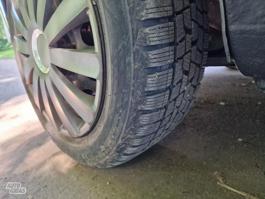 Синий Фольксваген Шаран 2001 в Укмерге, объемом двигателя 1.90 л и пробегом 280 тыс. км за 470 €, фото 8 на AUTOMOTO.COM.LV